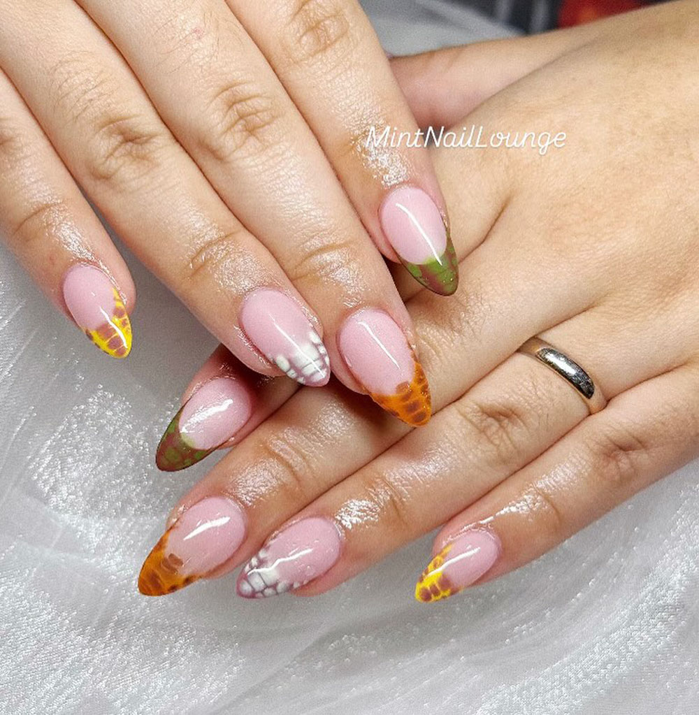 25+ Best French Tip Fall Nail Ideas - Best Status Pics