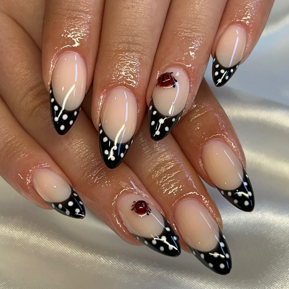 25+ Best French Tip Fall Nail Ideas - Best Status Pics